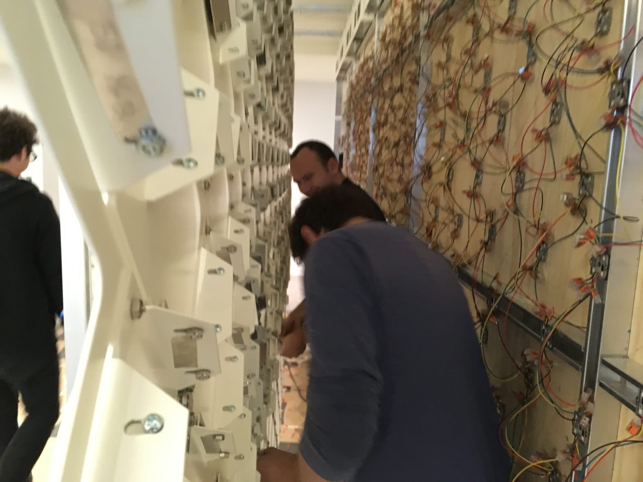 Currents Installation - SOFTlab