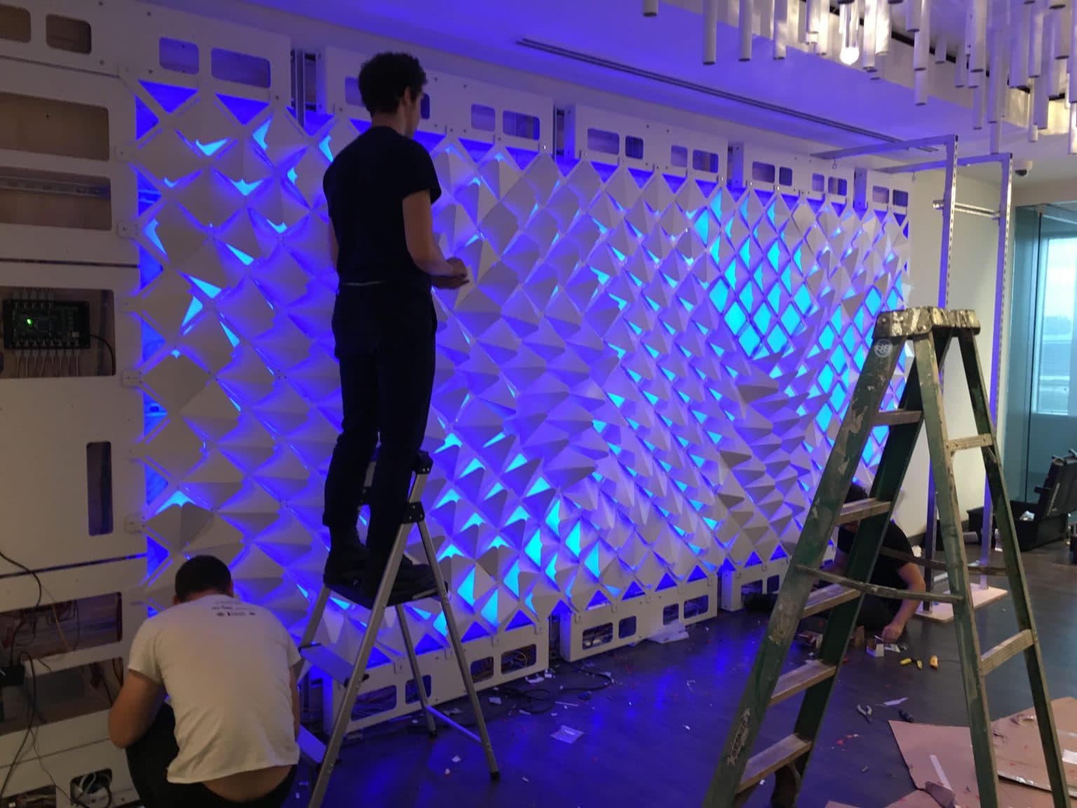 Currents Installation - SOFTlab